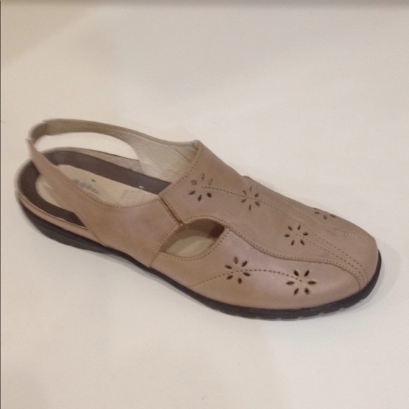 Spring Step | Shoes | Springstep Closed Toe Leather Slingback | Poshmark